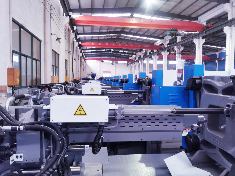 What are the safety guidelines for injection molding machines - Haichen
