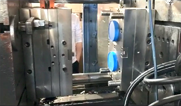 Cap making machine - Haichen