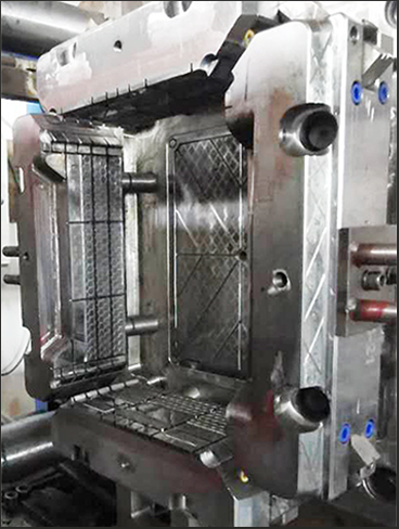 Plastic crate making machine - Haichen