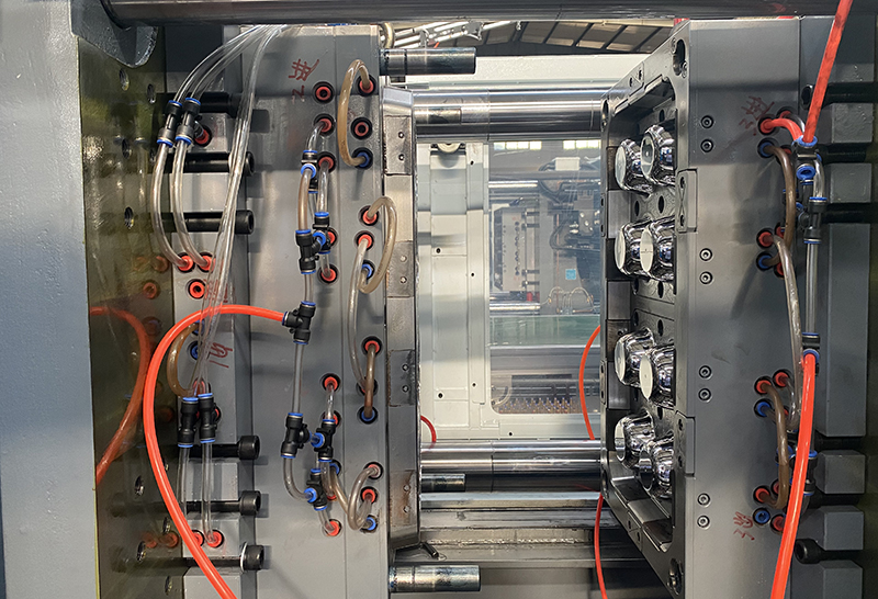 PLA material injection molding machine - Haichen