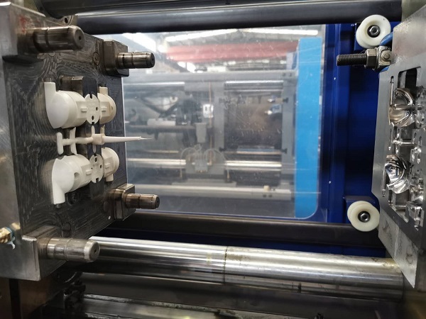 switch socket making machine - Haichen