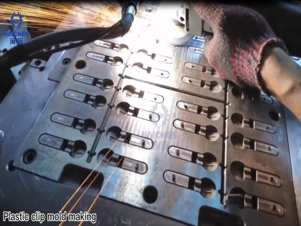 plastic clothespin injection molding machine - Haichen