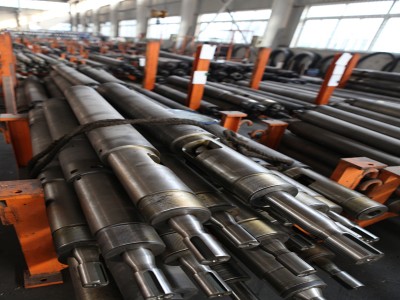 How To Replace the Screw Barrel in Injection Molding Machine - Haichen