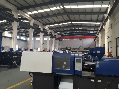 What are the safety guidelines for injection molding machines - Haichen