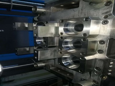 Features of pet preform injection molding machine - Haichen