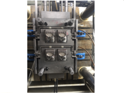 What is a 3 plate plastic injection mold? - Haichen