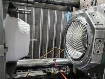 Tips to install Plastic Injection Mould on Injection Molding Machine ...